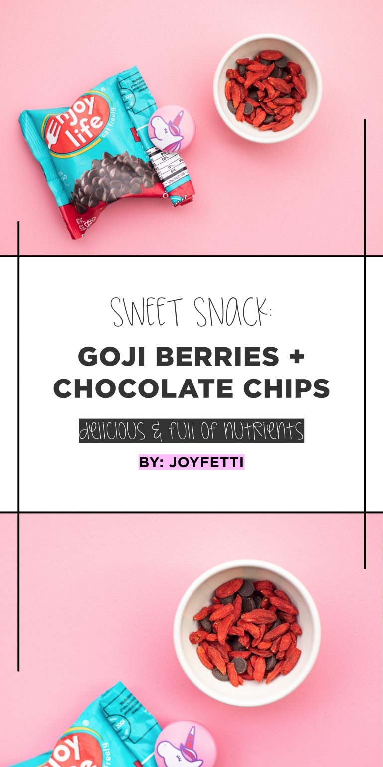 sweet snack: goji berries + chocolate chips | JOYFETTI