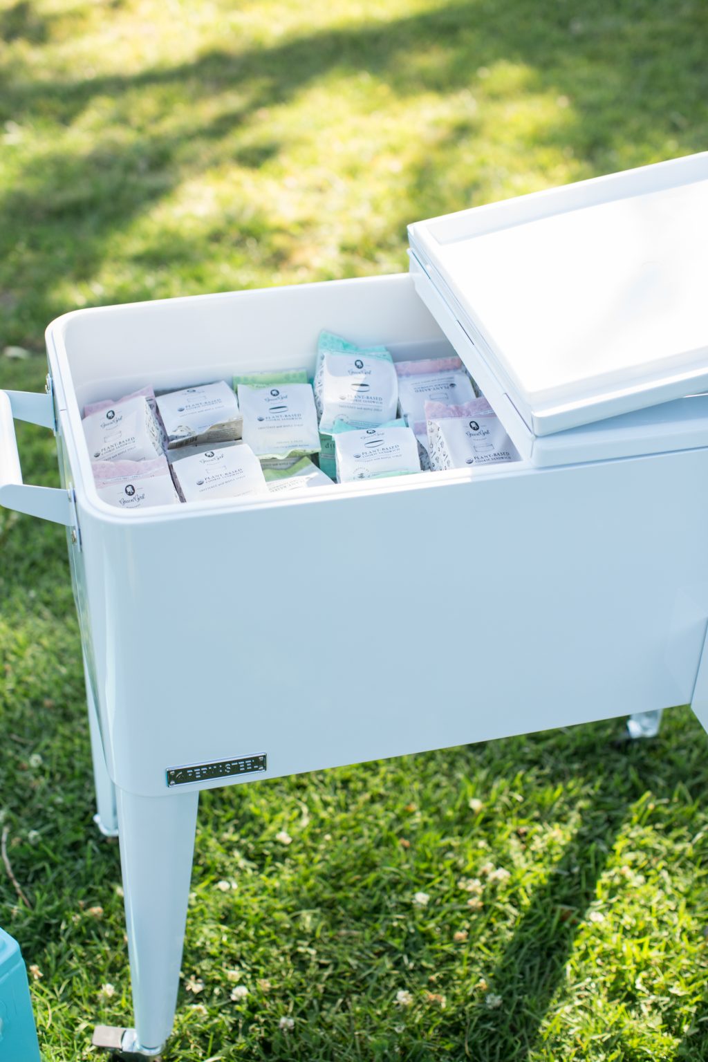 Our wedding DIY vegan gelato & beverage carts | JOYFETTI