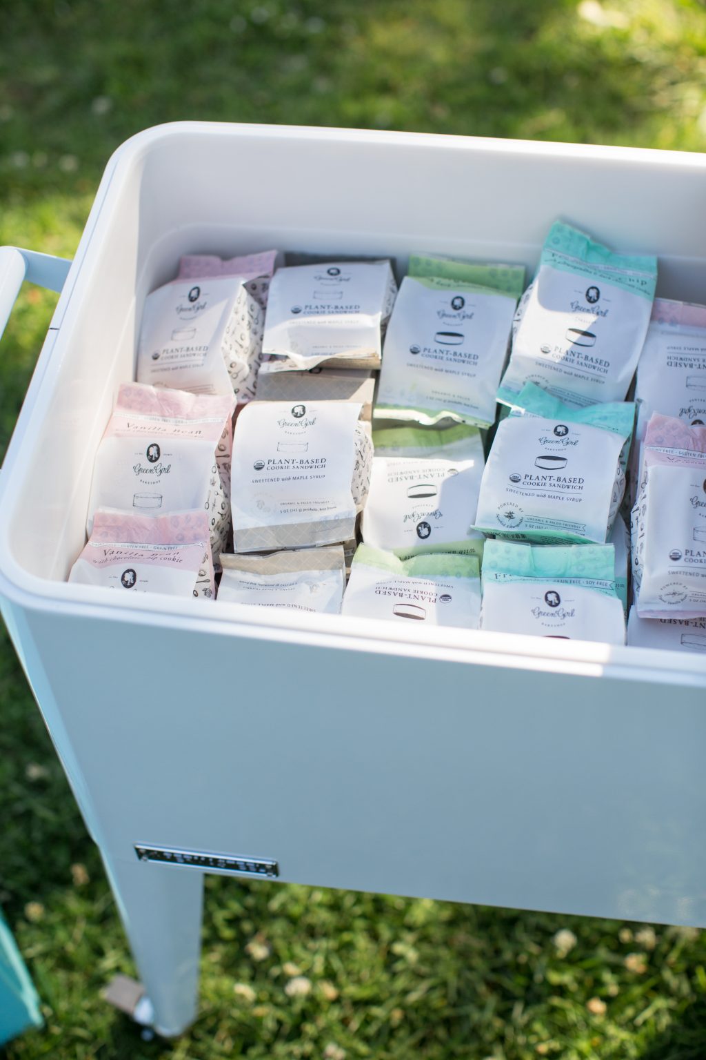 Our wedding DIY vegan gelato & beverage carts | JOYFETTI